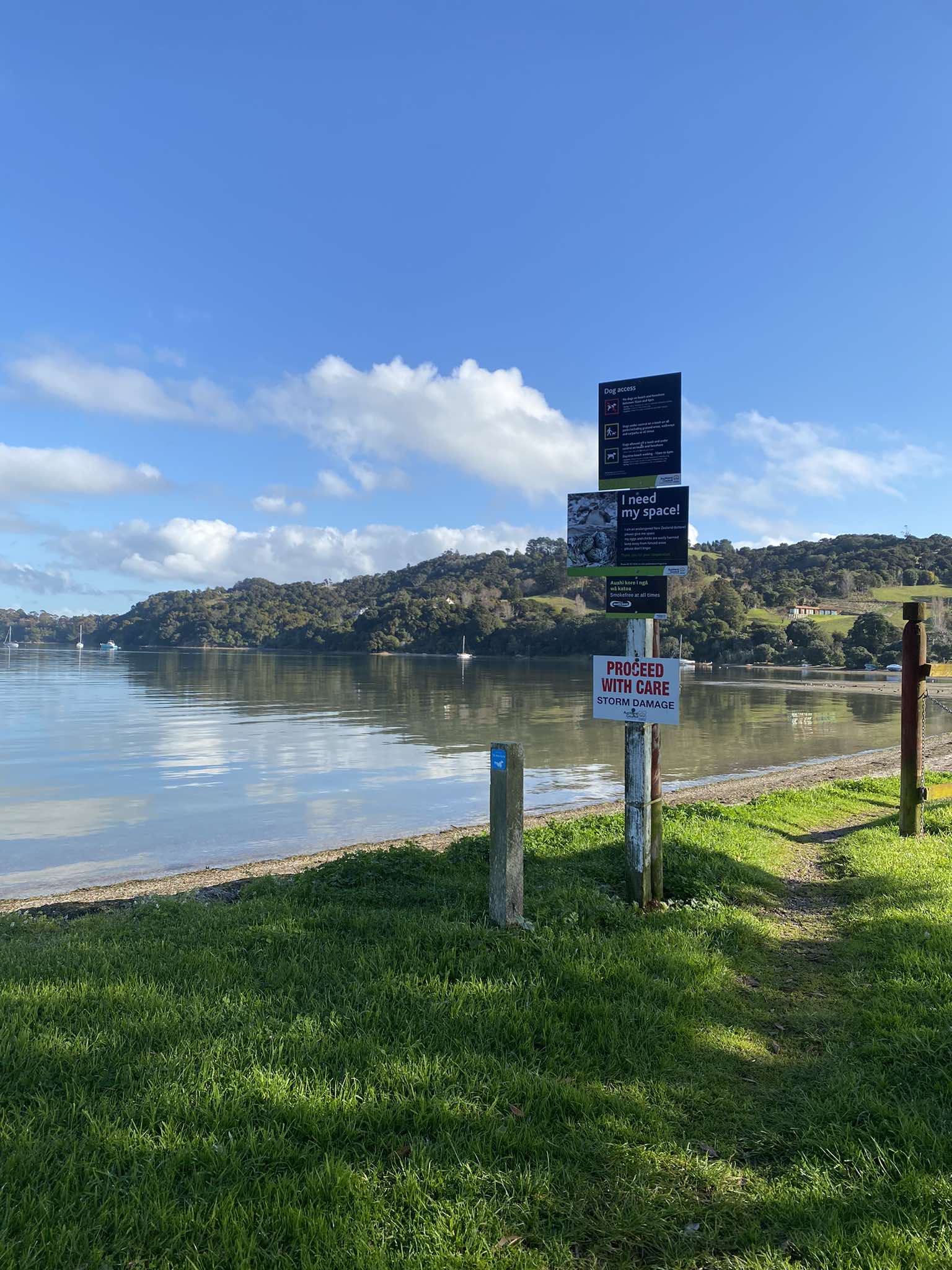 Blackpool Beach - Overview of Waiheke Island