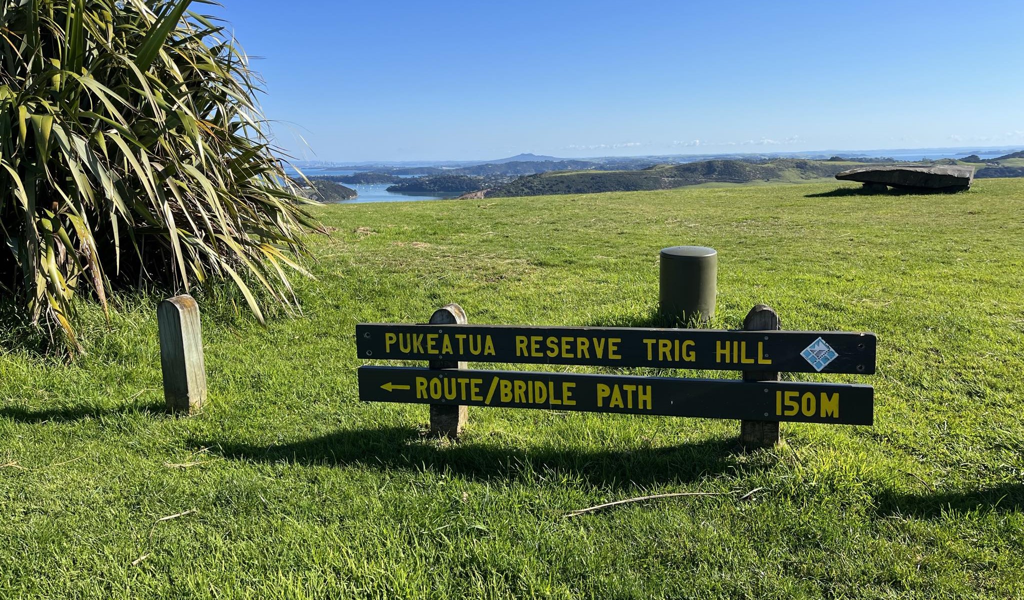 Pukeatua Reserve - Overview of Waiheke Island