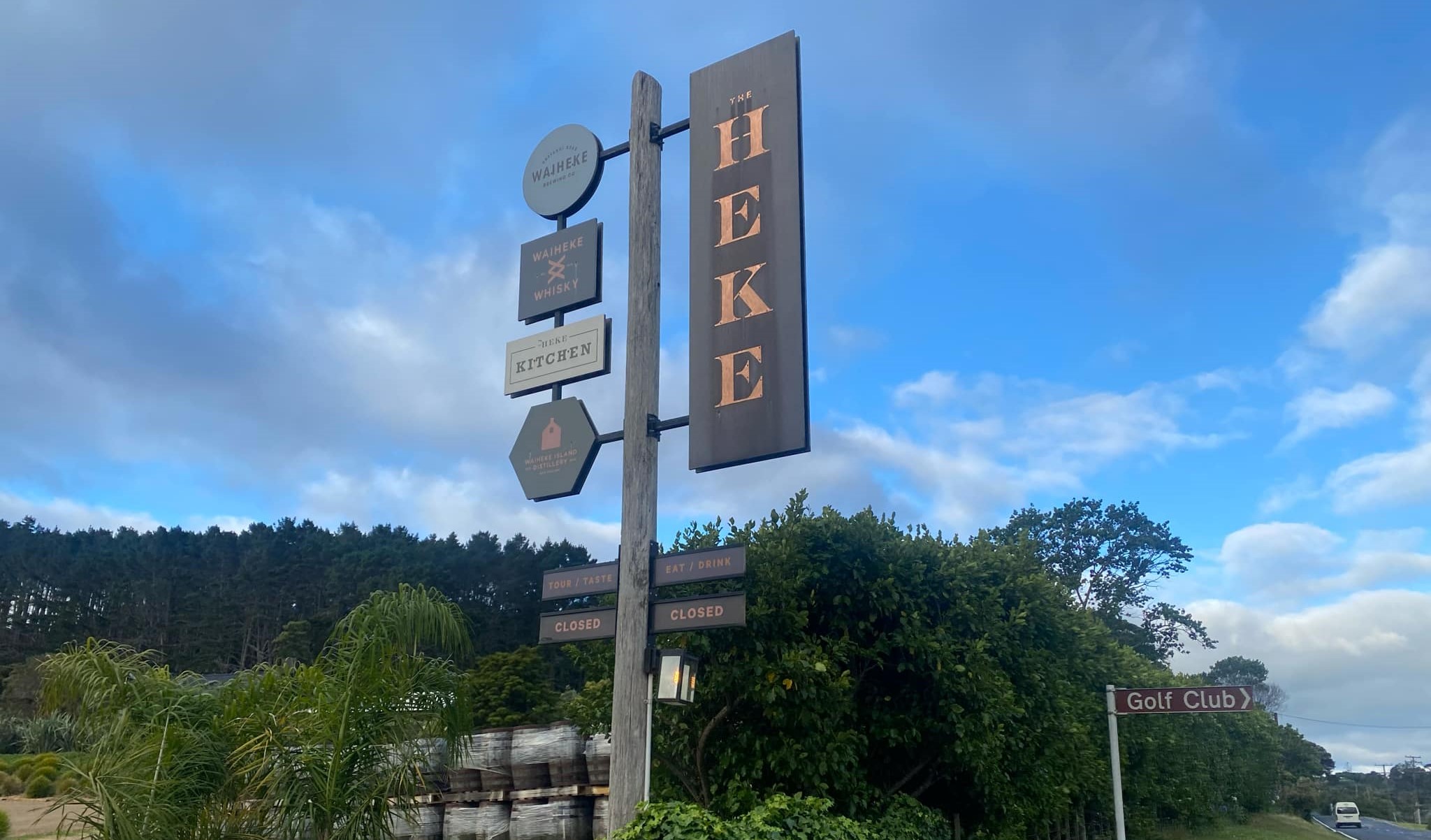 The Heke - Overview of Waiheke Island