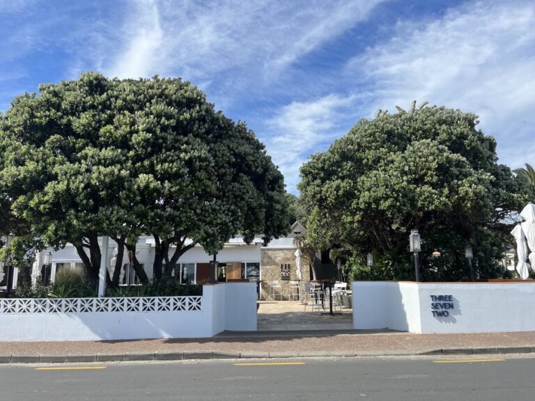 The Heke - Overview of Waiheke Island