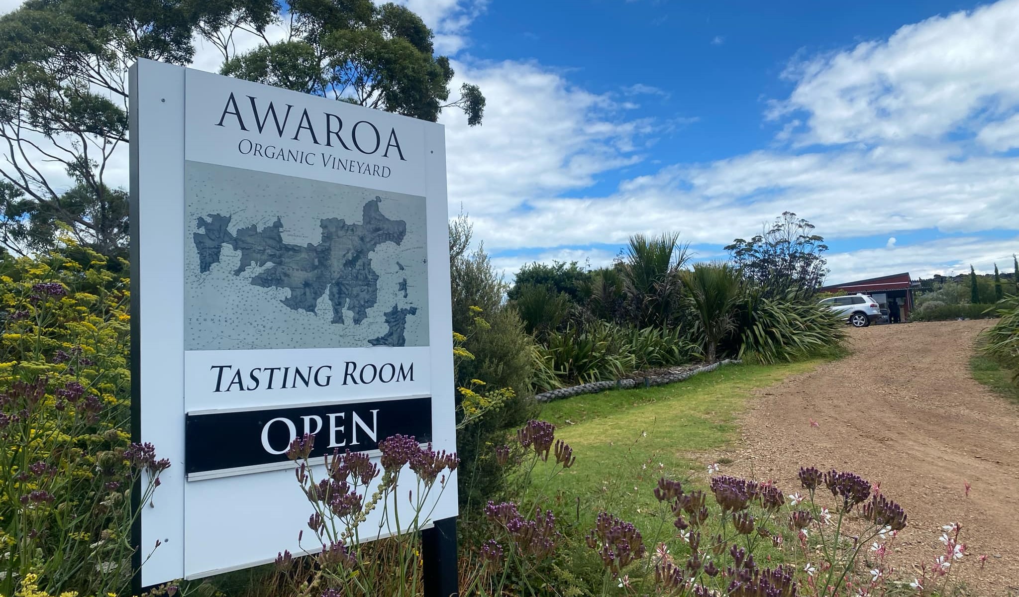 Awaroa Organic Vineyard - Overview of Waiheke Island