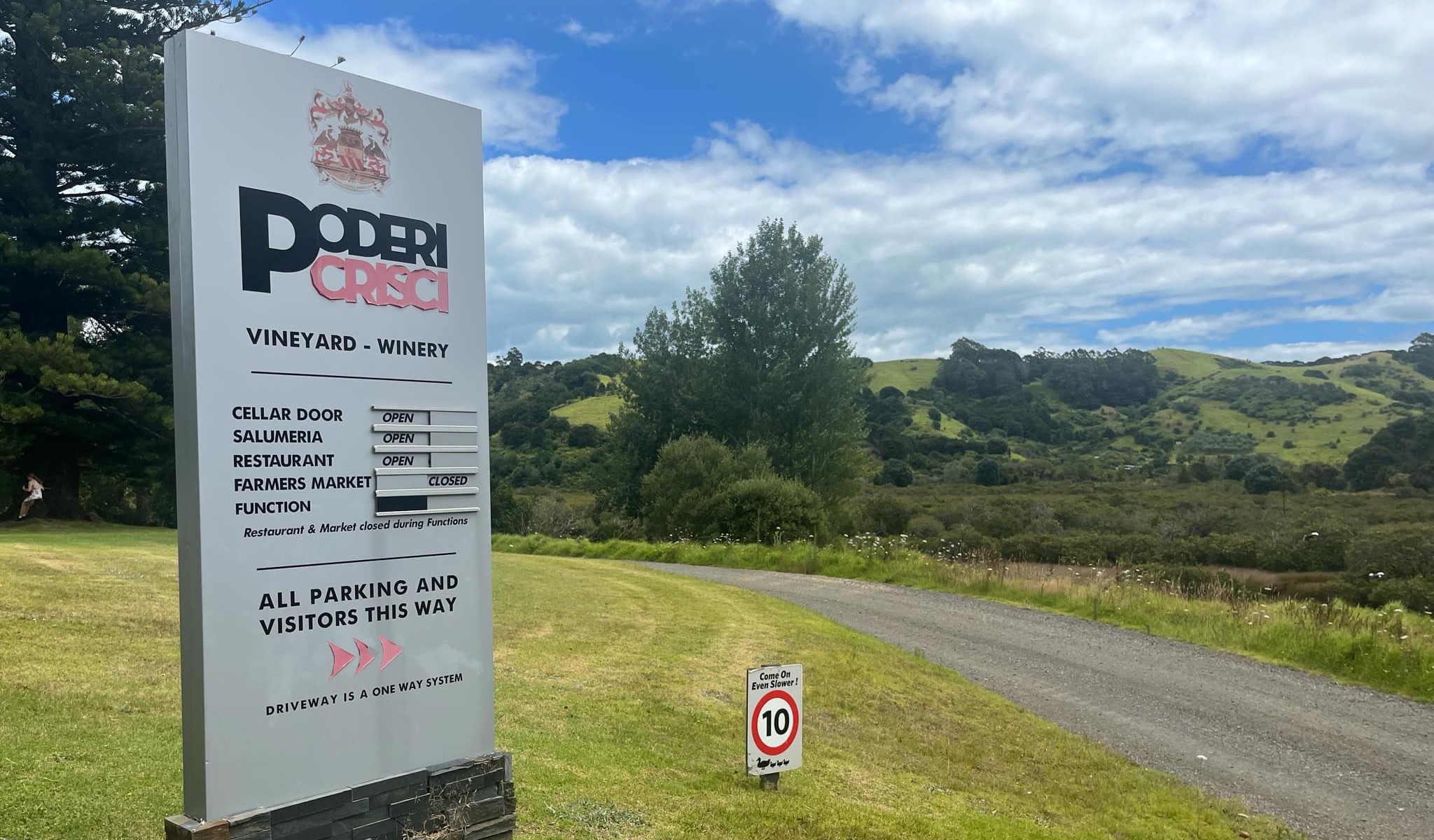 Poderi Crisci - Overview of Waiheke Island