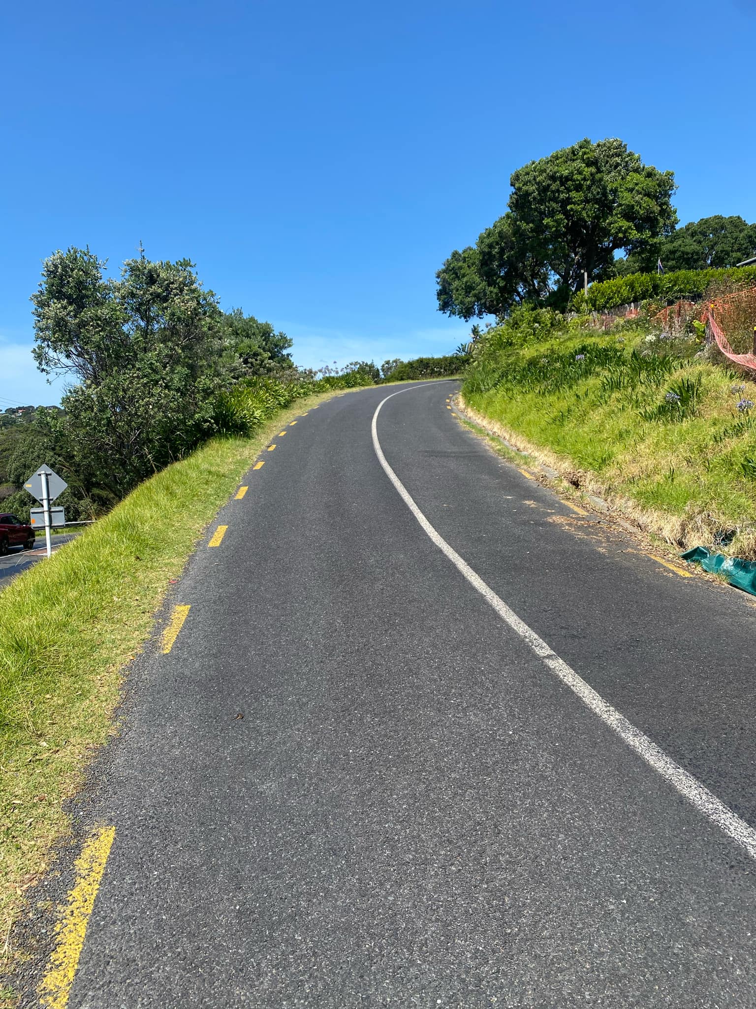 Tawa Street - Overview of Waiheke Island